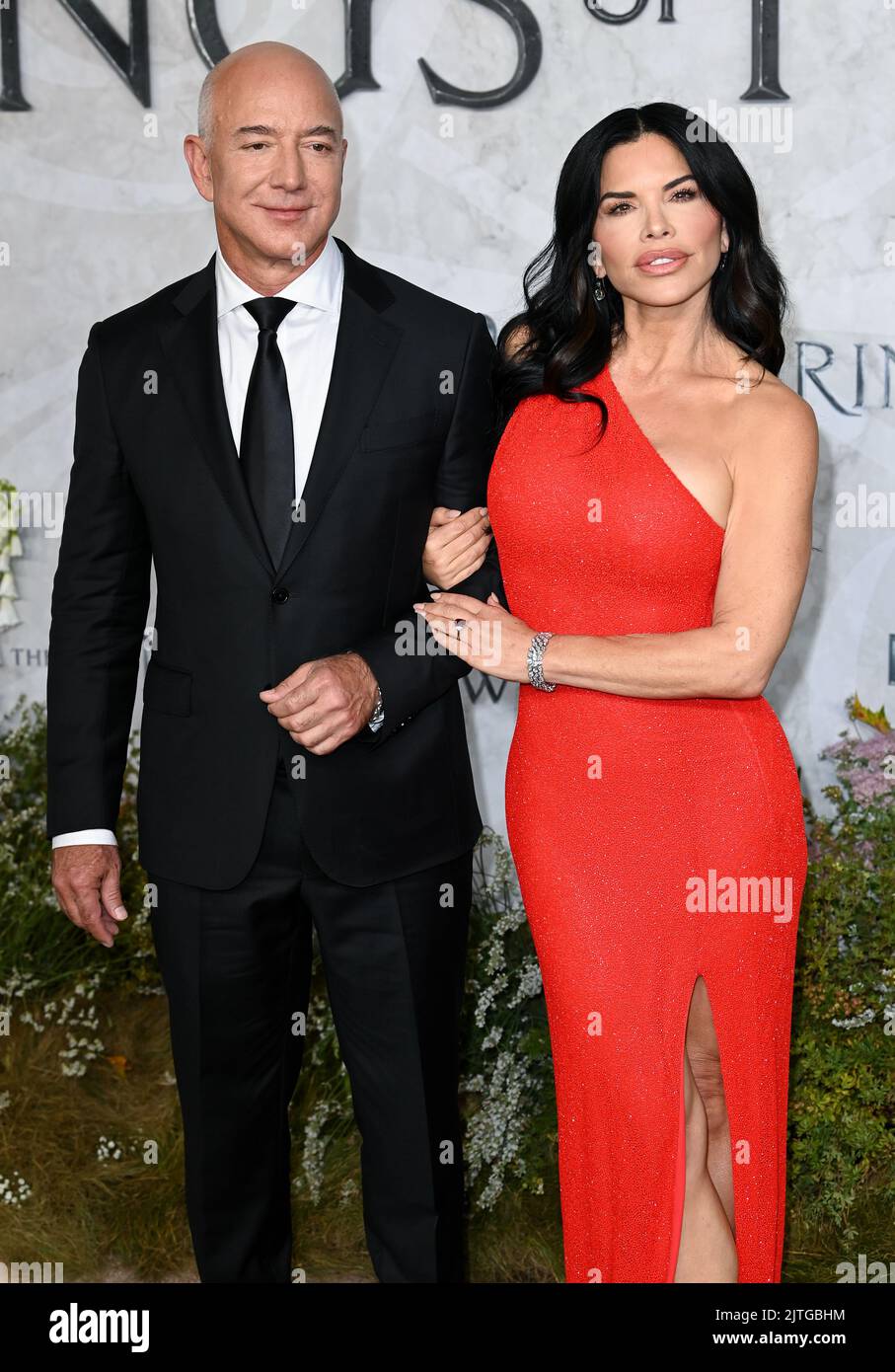 August 30th, 2022. London, UK. Jeff Bezos and Lauren Sanchez arriving ...