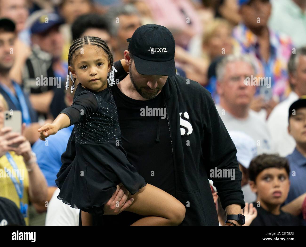 Serena williams with daughter olympia hi-res stock photography and ...