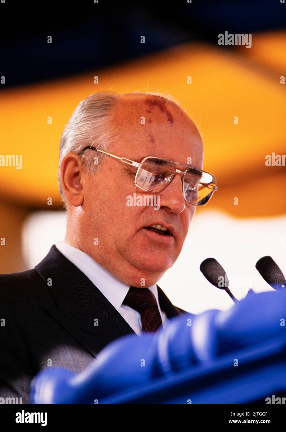 Mikhail gorbachev general secretary soviet hi-res stock photography and ...