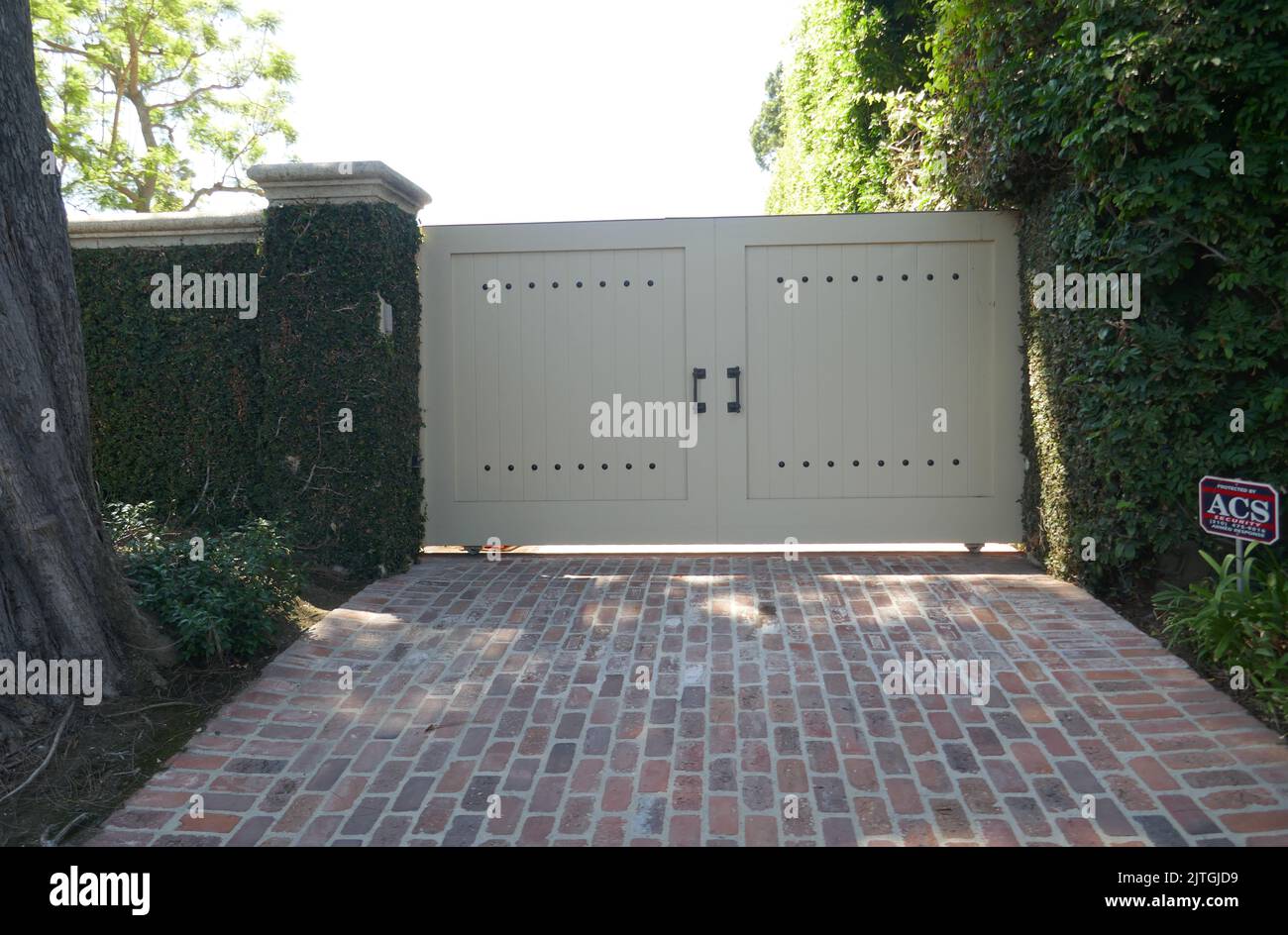 Los Angeles, California, USA 27th August 2022 Actors Charles Emery ...