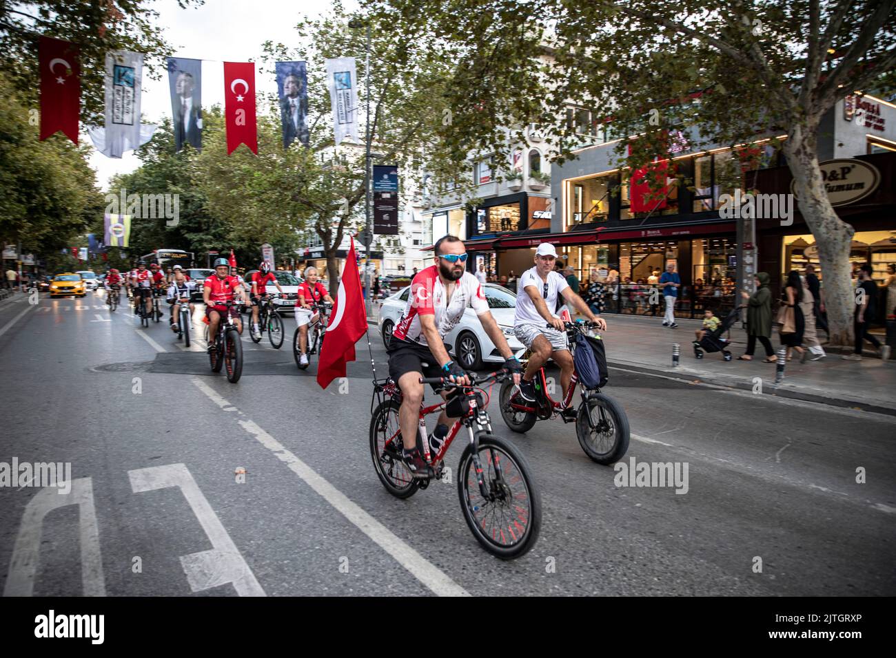Istanbul, Turkey. 30th Aug, 2022. A group of cyclists with Turkish ...