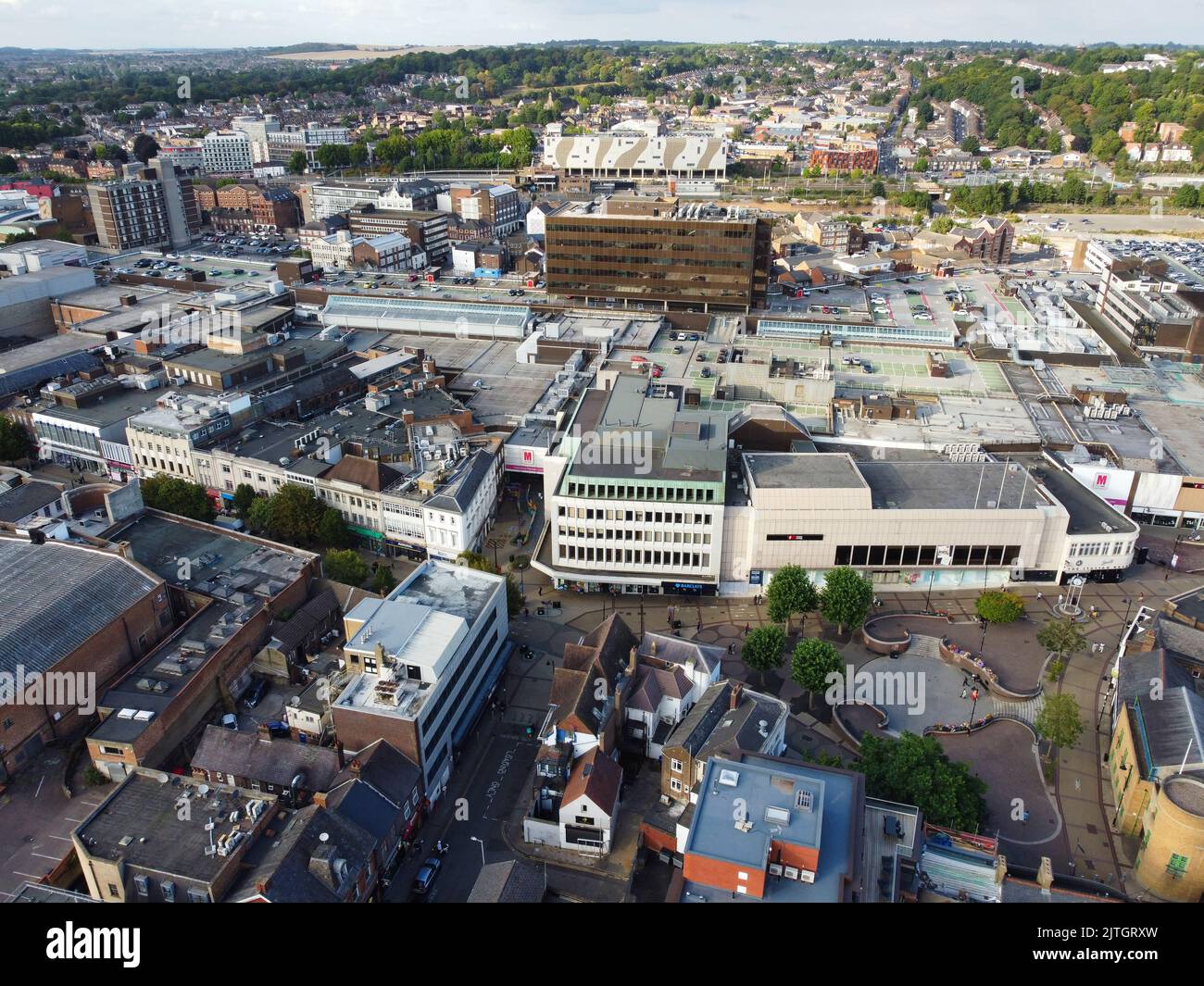 Luton city centre aerial hi-res stock photography and images - Alamy