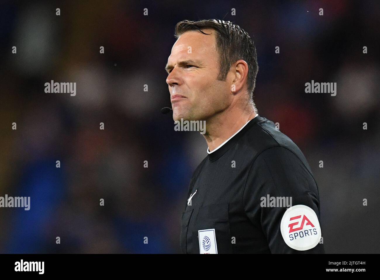 Referee james linington hi-res stock photography and images - Alamy