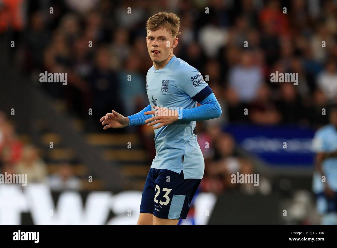 Lewis potter brentford hi-res stock photography and images - Alamy