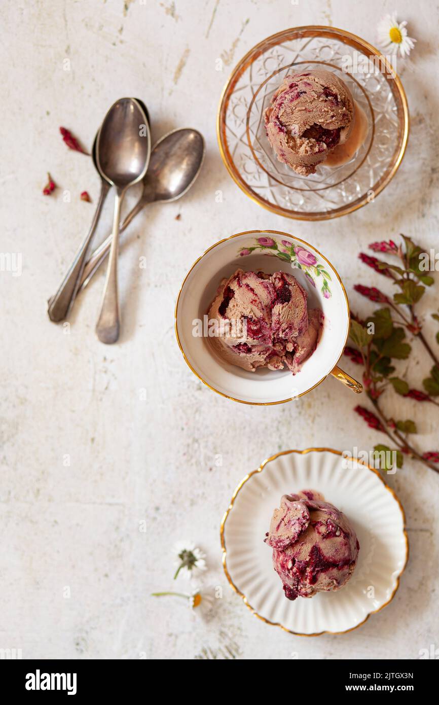 Ripple ice cream hi-res stock photography and images - Alamy