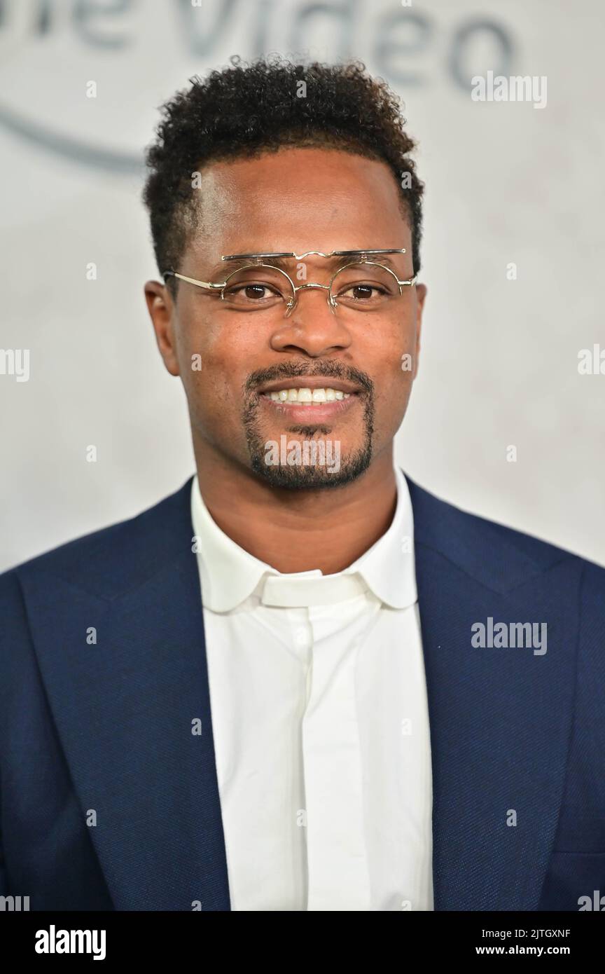 Lord of the rings rings of power hi-res stock photography and images ...