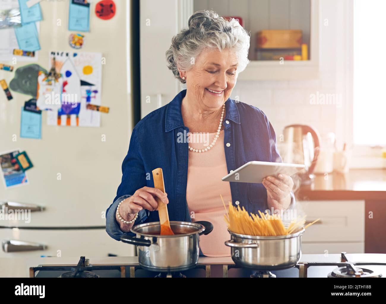 Digital usage hi-res stock photography and images - Alamy