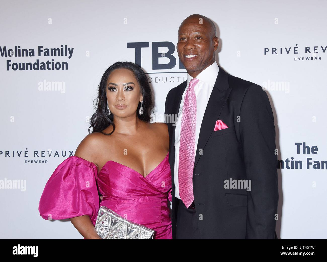 Byron Scott and Cecilia Gutierrez arriving to the 2022 Harold and ...