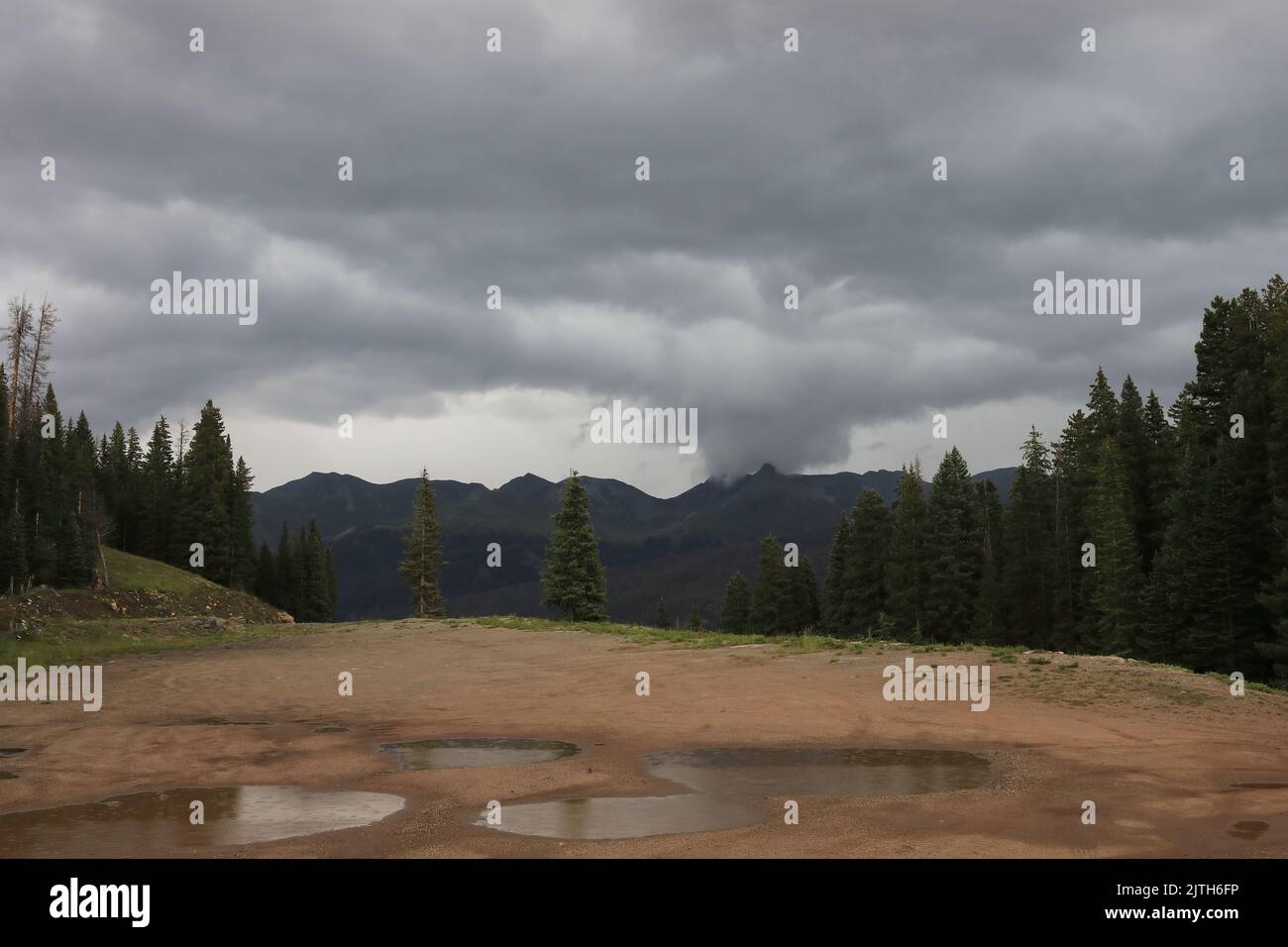 Molas pass hi-res stock photography and images - Alamy