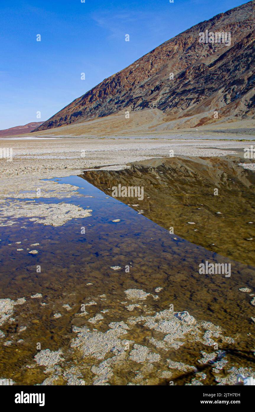 Small pond in national park hi-res stock photography and images - Alamy