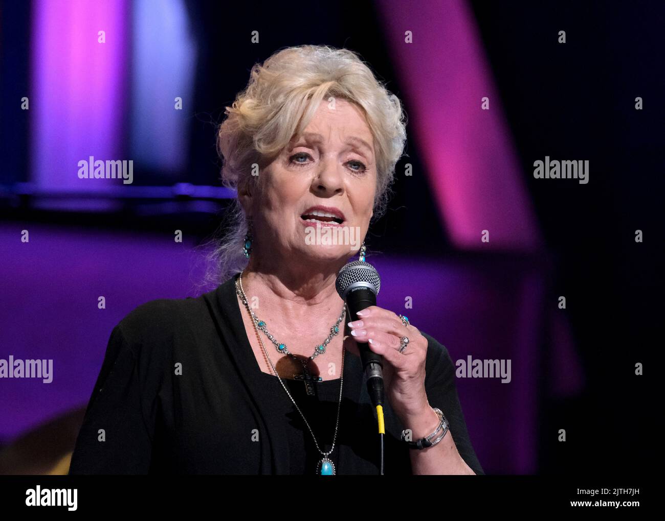 Connie Smith onstage celebrating Barbara Mandrell's 50th Anniversary as ...