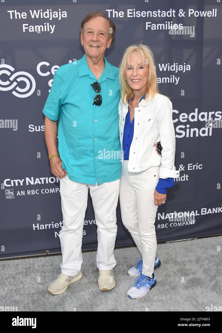 Leslie Spivak and Bob Spivak arriving to the Cedars-Sinai Board of ...