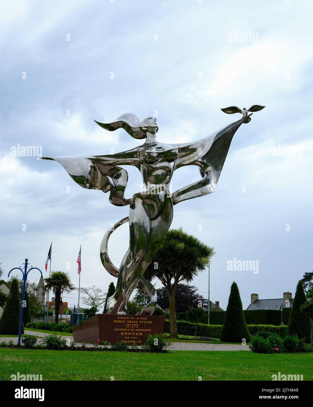 The World Peace Statue, a gift from the Chinese sculptor Yao Yuan marks ...
