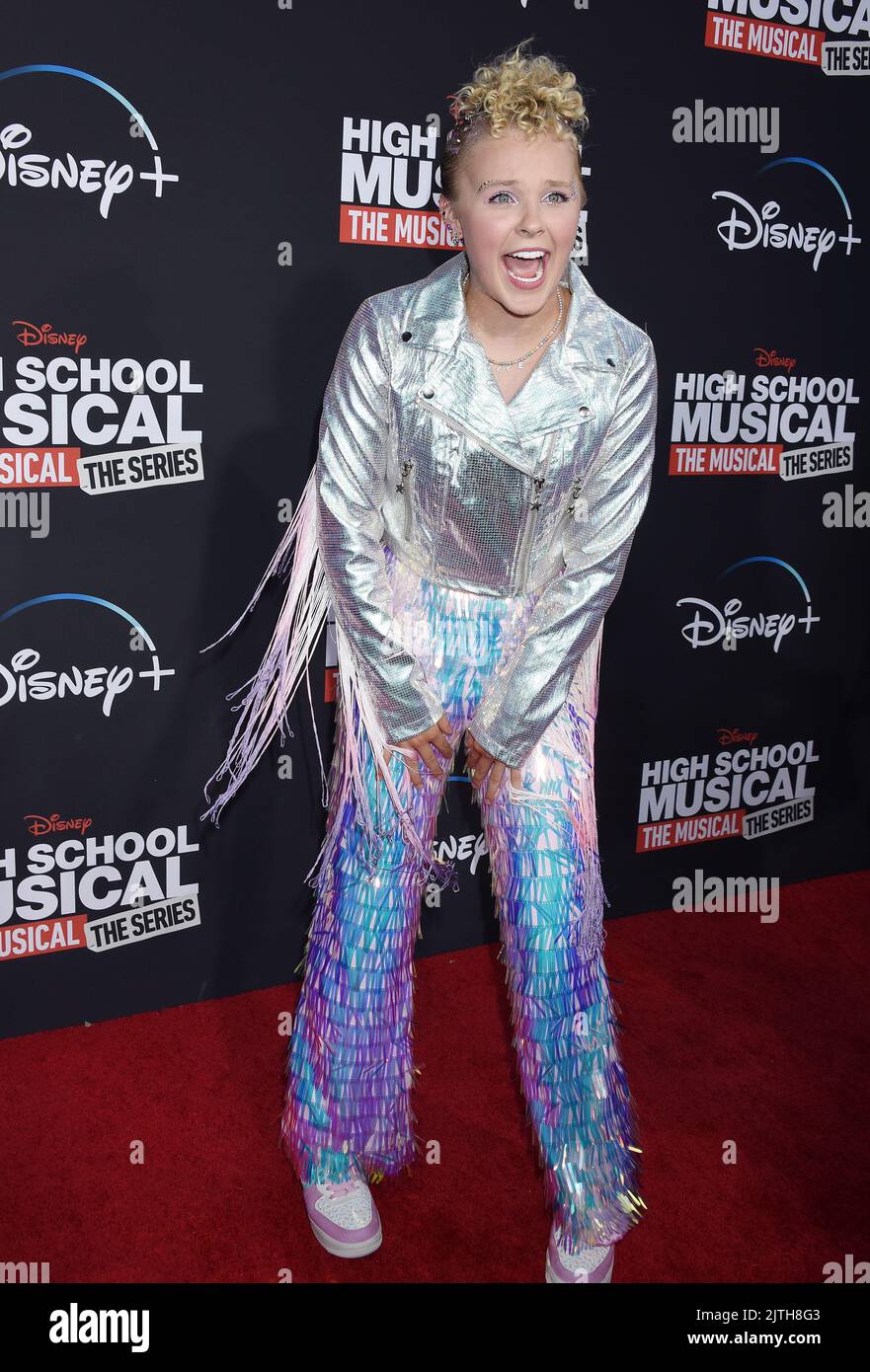 Jojo siwa 2022 hi-res stock photography and images - Alamy