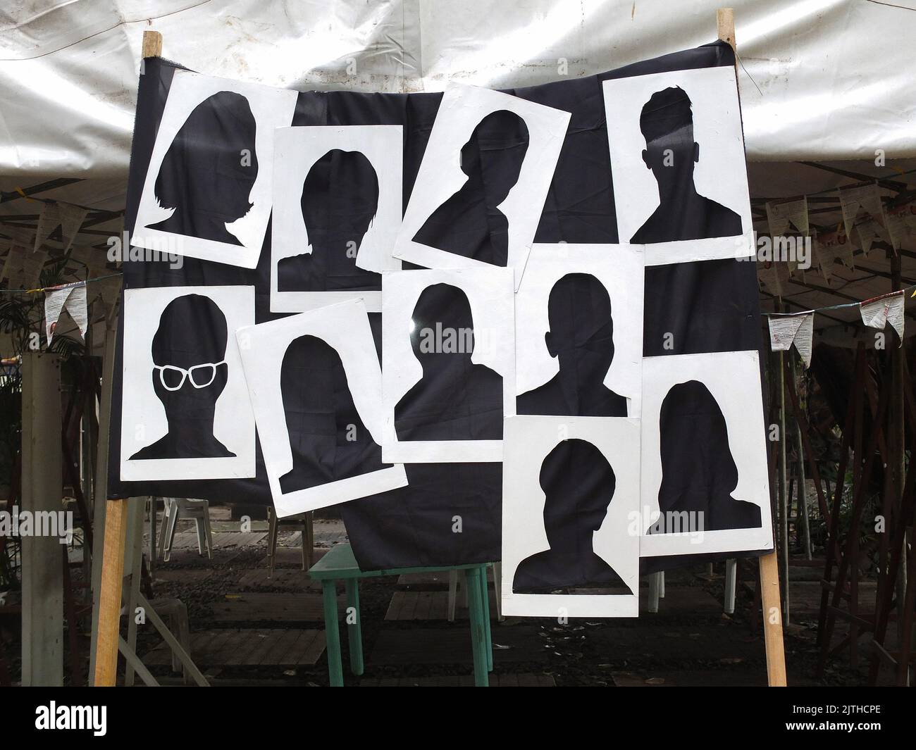 The black silhouette images of people who resembles the desaparecidos ...