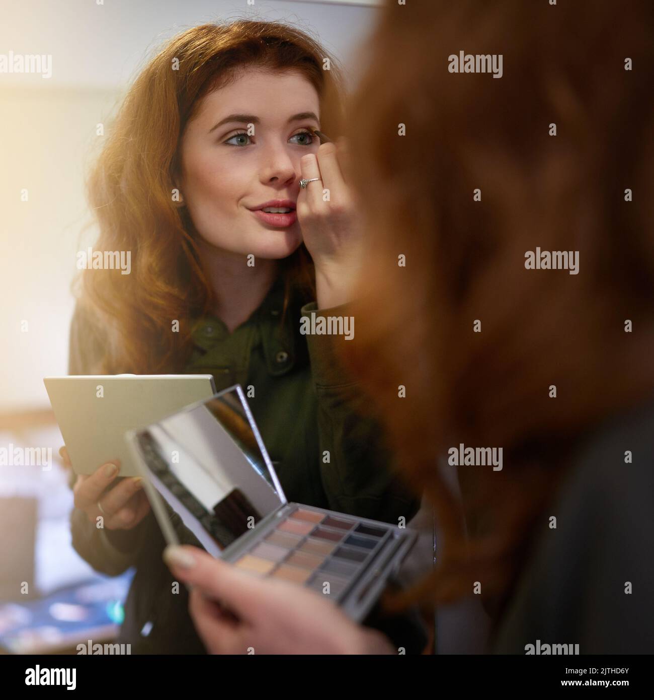 Woman look in mirror hi-res stock photography and images - Alamy