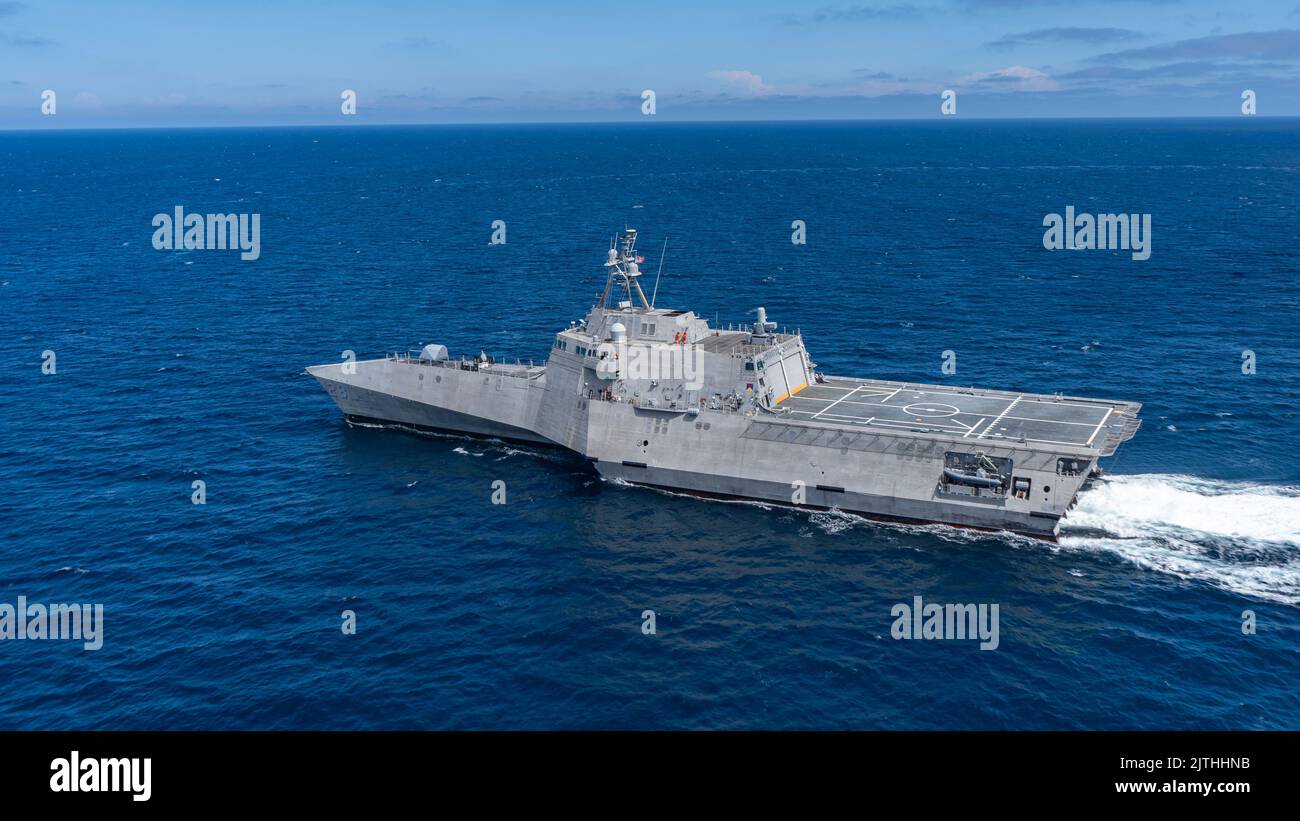 Independence-class littoral combat ship USS Savannah (LCS 28) sails in ...