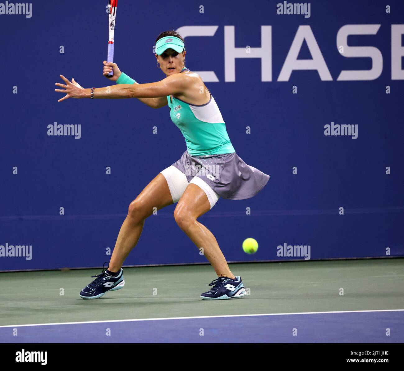 US OPEN - DAY 2, Flushing Meadows, New York, USA. 30th Aug, 2022. Alize ...