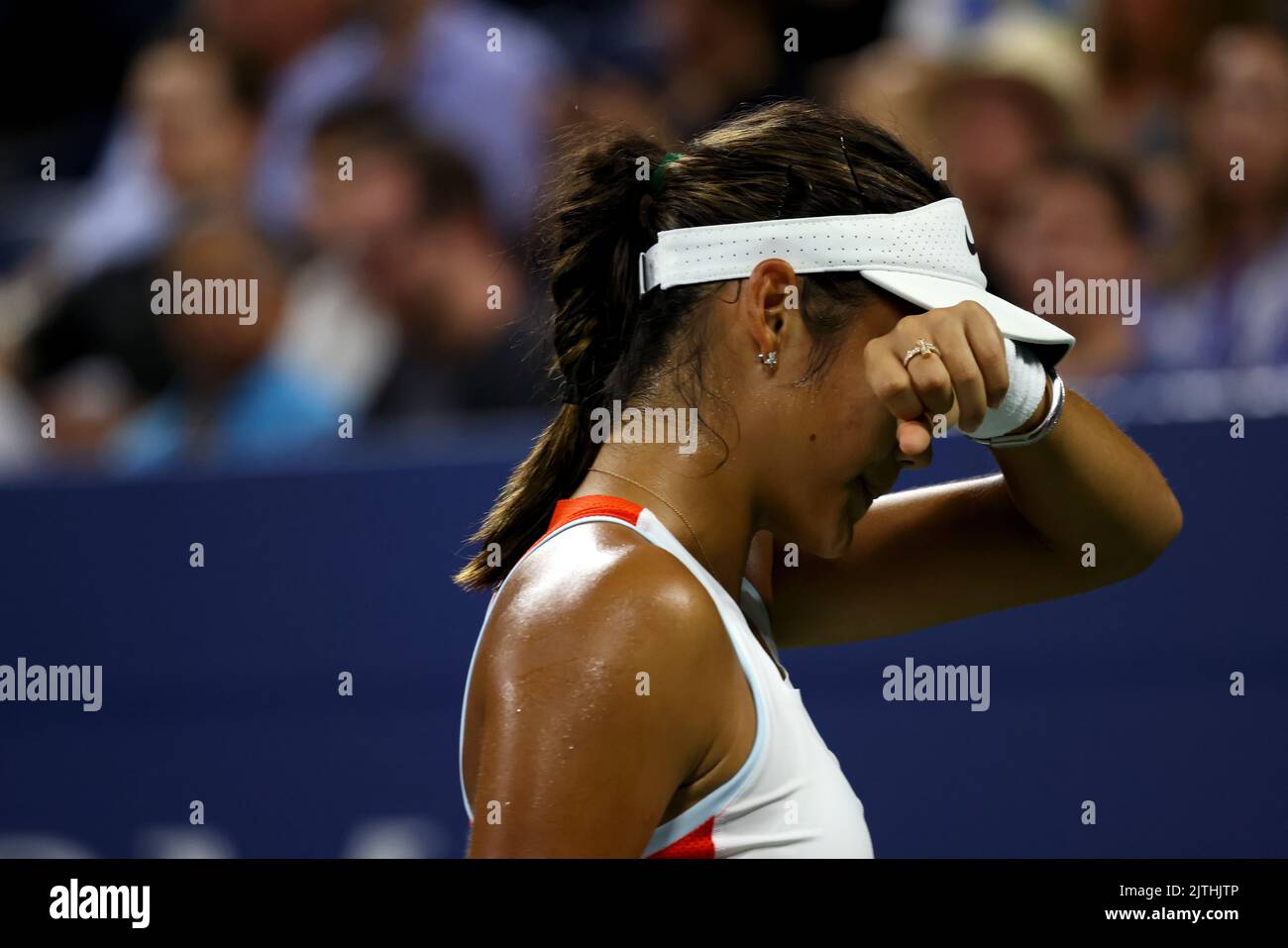 US OPEN - DAY 2, Flushing Meadows, New York, USA. 30th Aug, 2022. Alize ...