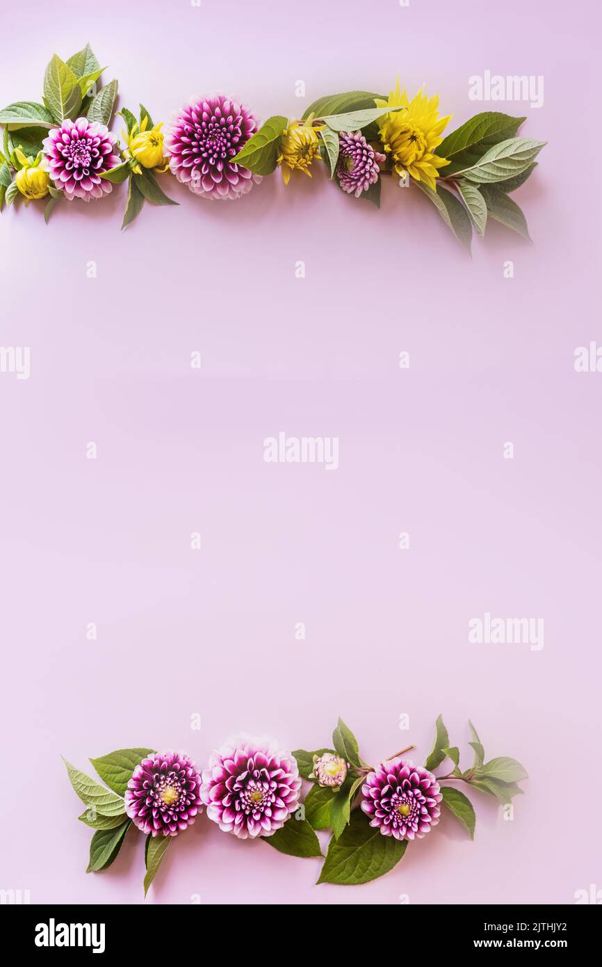 Parallel flower garlands hi-res stock photography and images - Alamy