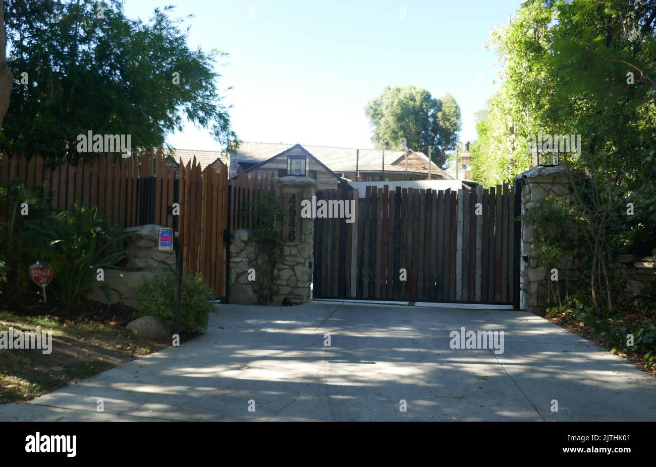 Encino California, USA 27th August 2022 Singer Machine Gun Kelly's home ...