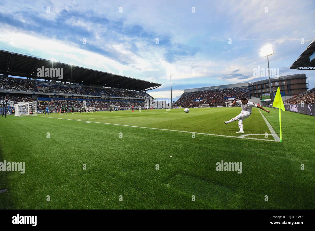 MAPEI Stadium, Reggio Emilia, Italy, August 30, 2022, Corner Kick for ...
