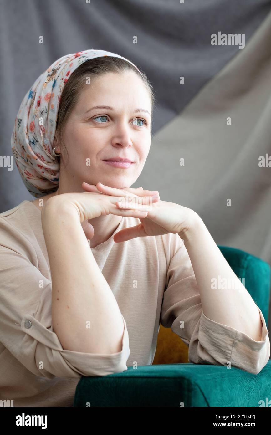 Israeli women pretty hi-res stock photography and images - Alamy