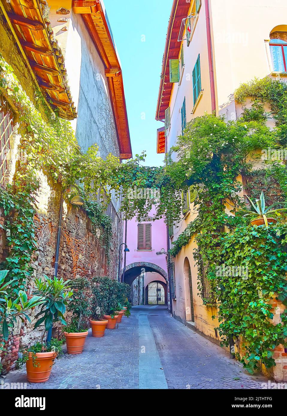 Old town in brescia hi-res stock photography and images - Alamy
