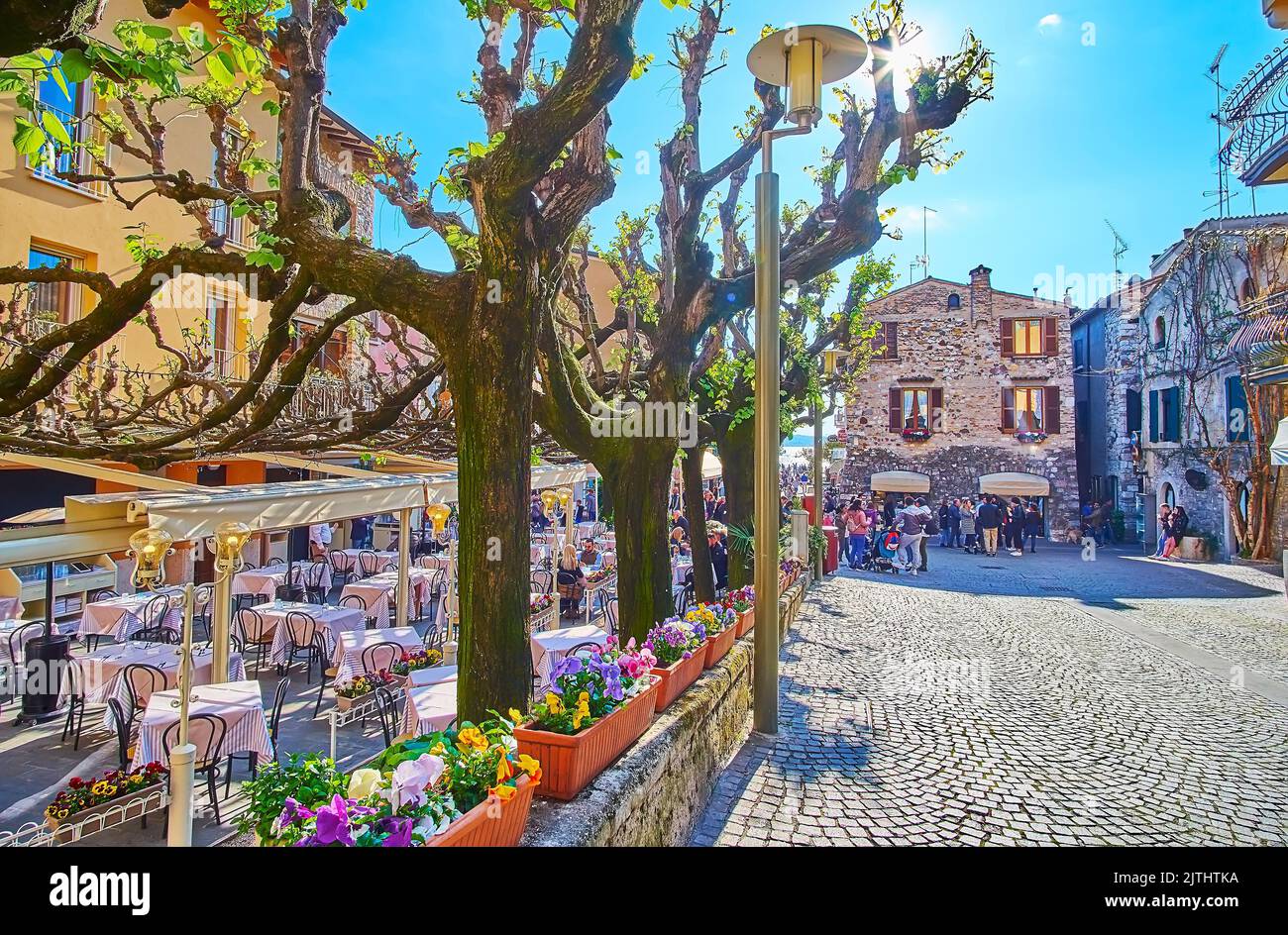 SIRMIONE, ITALY - APRIL 10, 2022: The Via San Salvatore street with ...