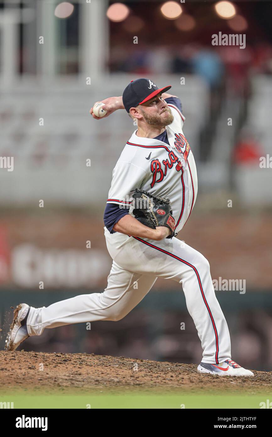 Atlanta, GA. USA; Atlanta Braves relief pitcher Kirby Yates (22 ...