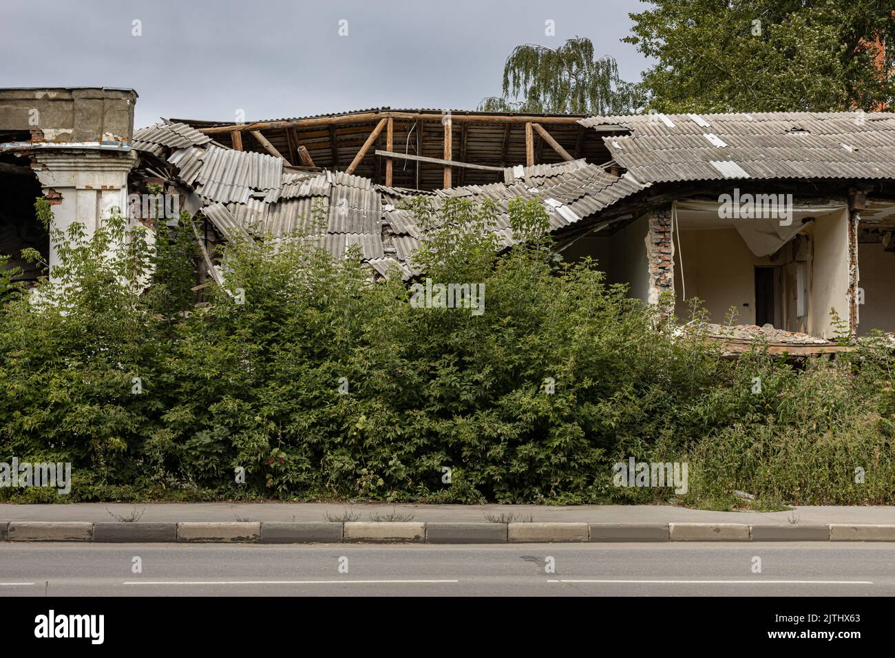 collapsed roof of an old abandoned house Stock Photo - Alamy