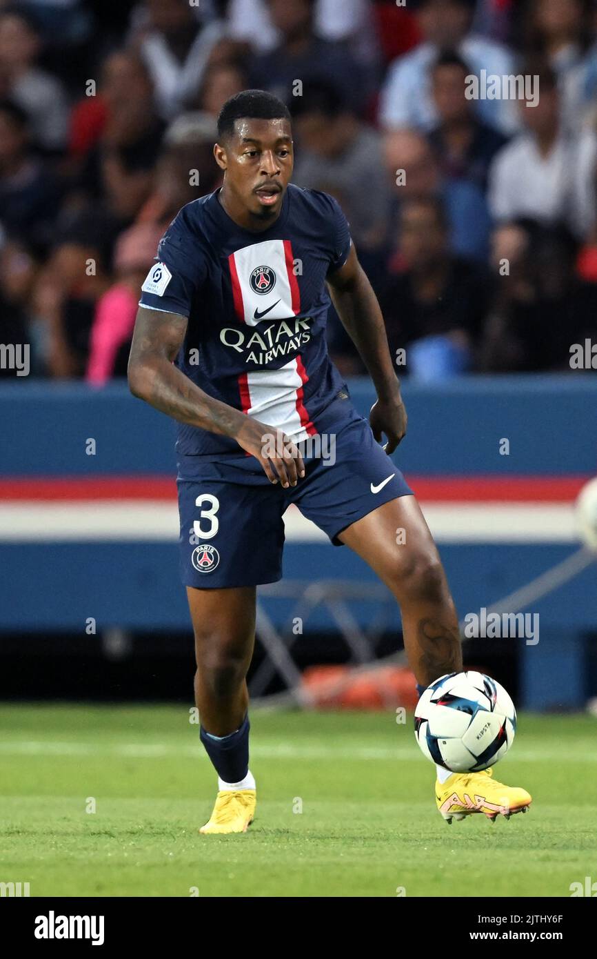 PARIS - Presnel Kimpembe of Paris Saint-Germain during the French Ligue ...