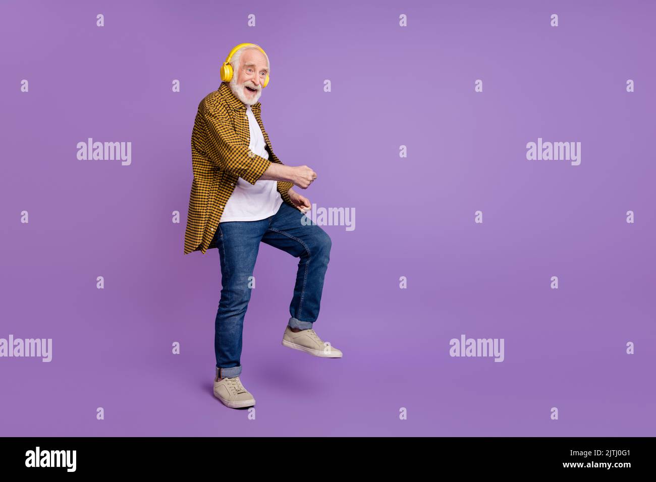 Full body photo of active grandpa grey hair dance have fun dressed ...