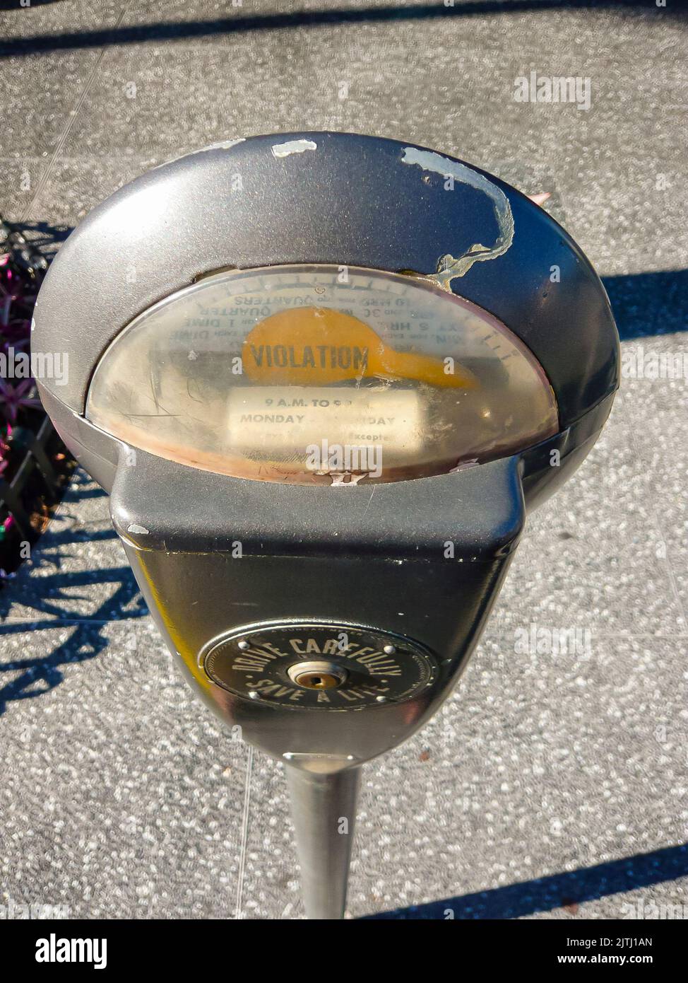 Road side parking meter hi-res stock photography and images - Alamy