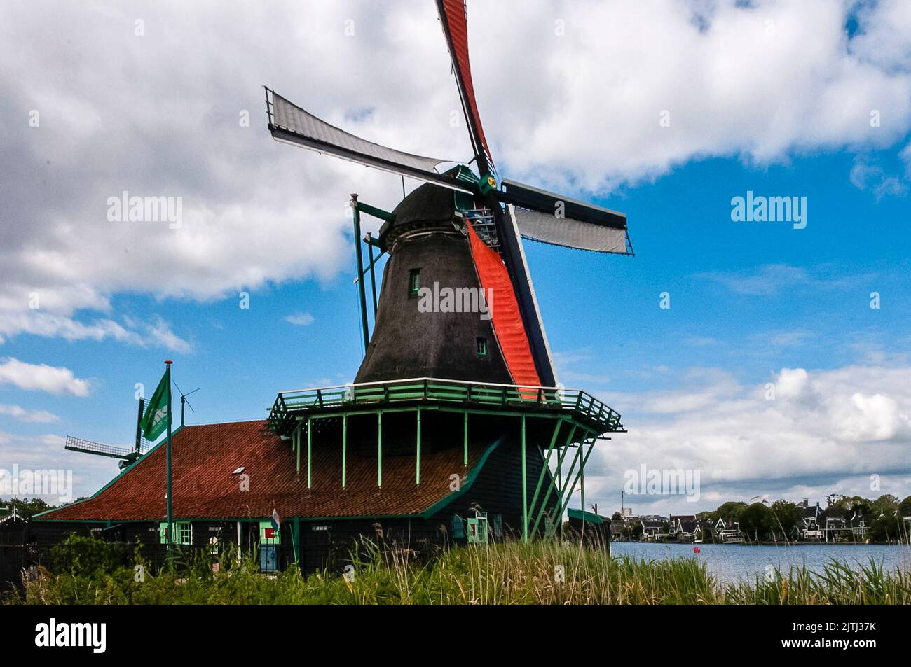 Traditional Dutch windmill at De Zaanse Schans Stock Photo - Alamy