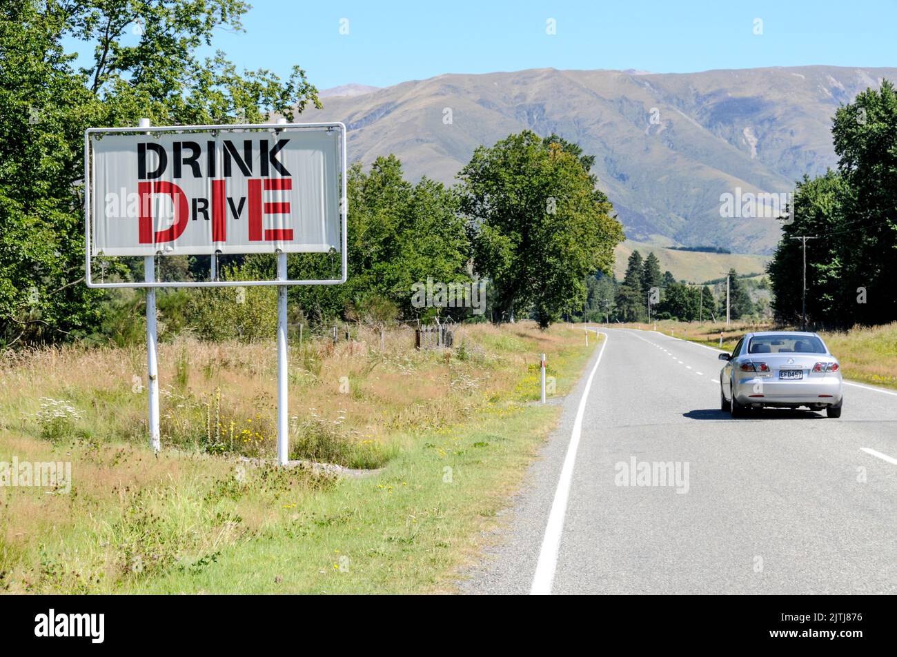New Zealand road sign Stock Photo - Alamy