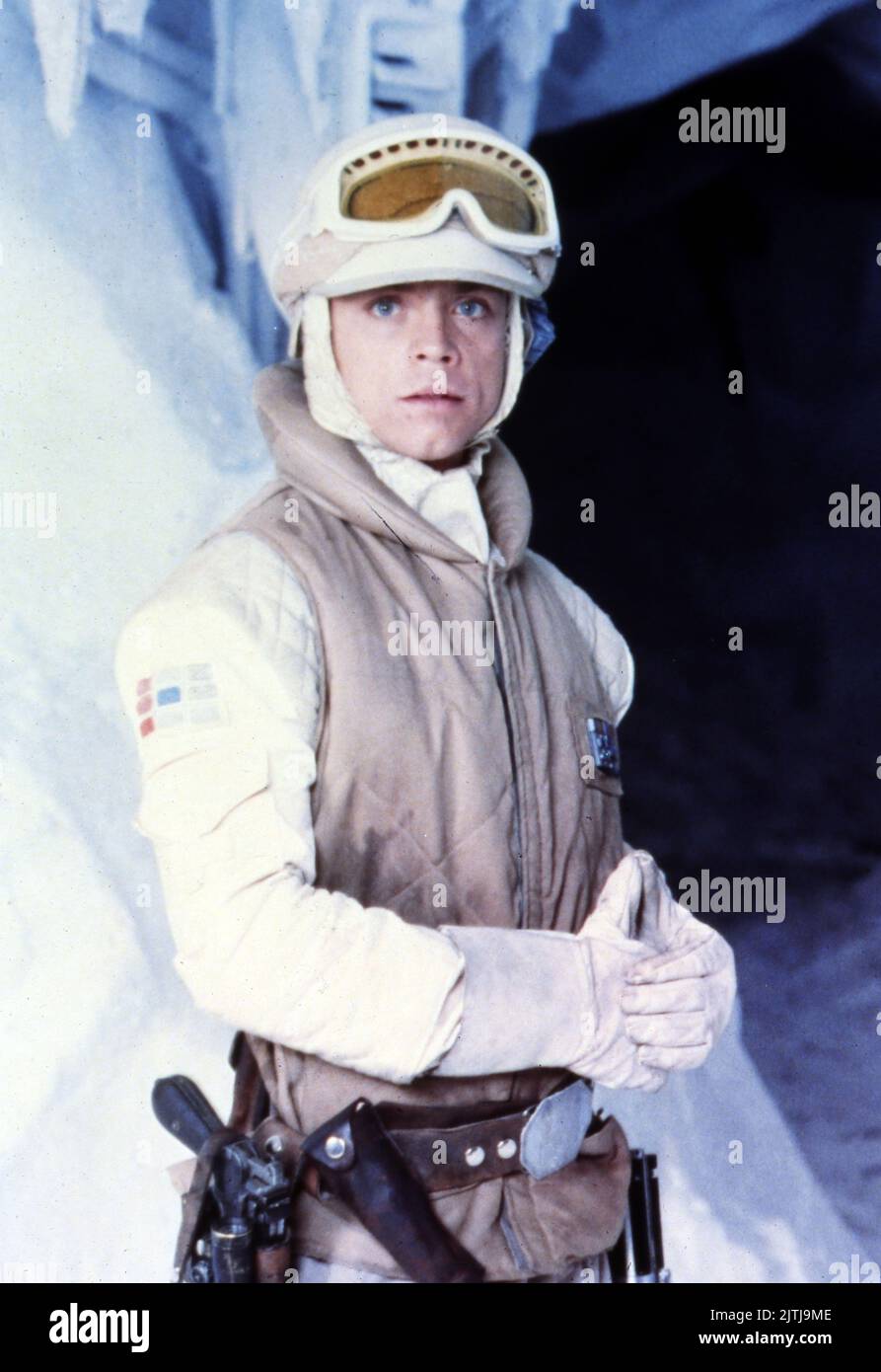 Star wars 1977 mark hamill hi-res stock photography and images - Alamy