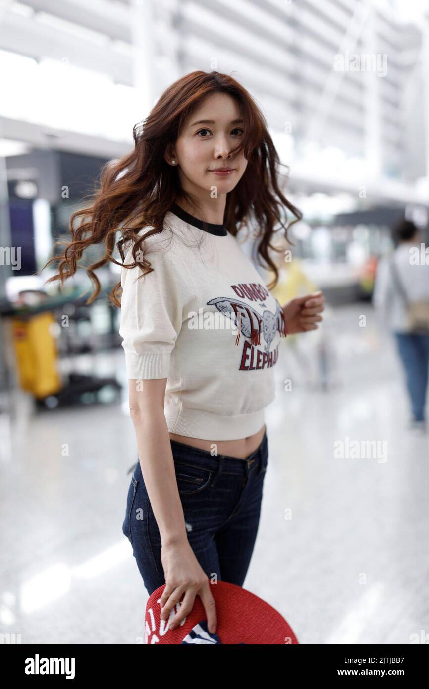 Taiwanese actress Lin Chi-ling arrives at the Shanghai Hongqiao ...