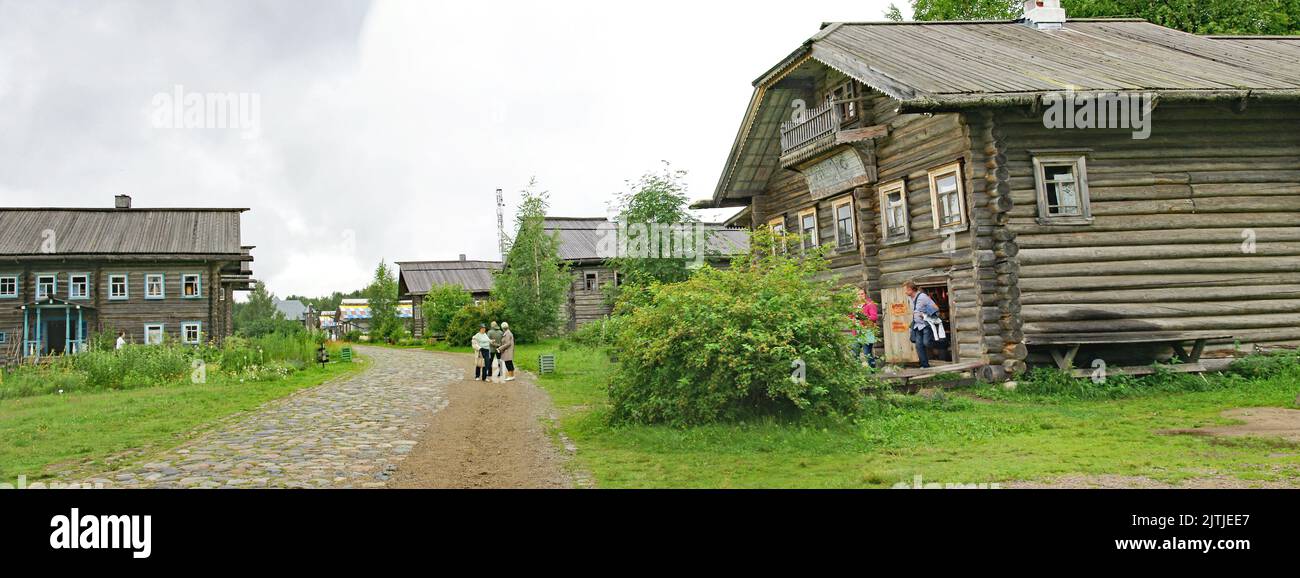 Typical Russian architecture in Mandrogi in the Russian Federation ...
