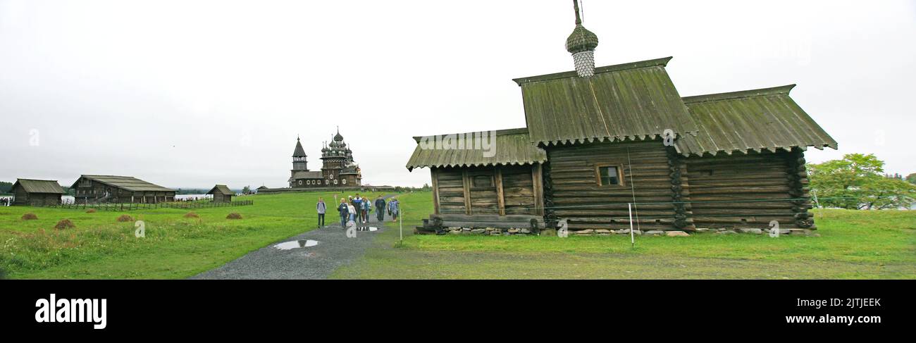 Typical Russian architecture in Mandrogi in the Russian Federation ...