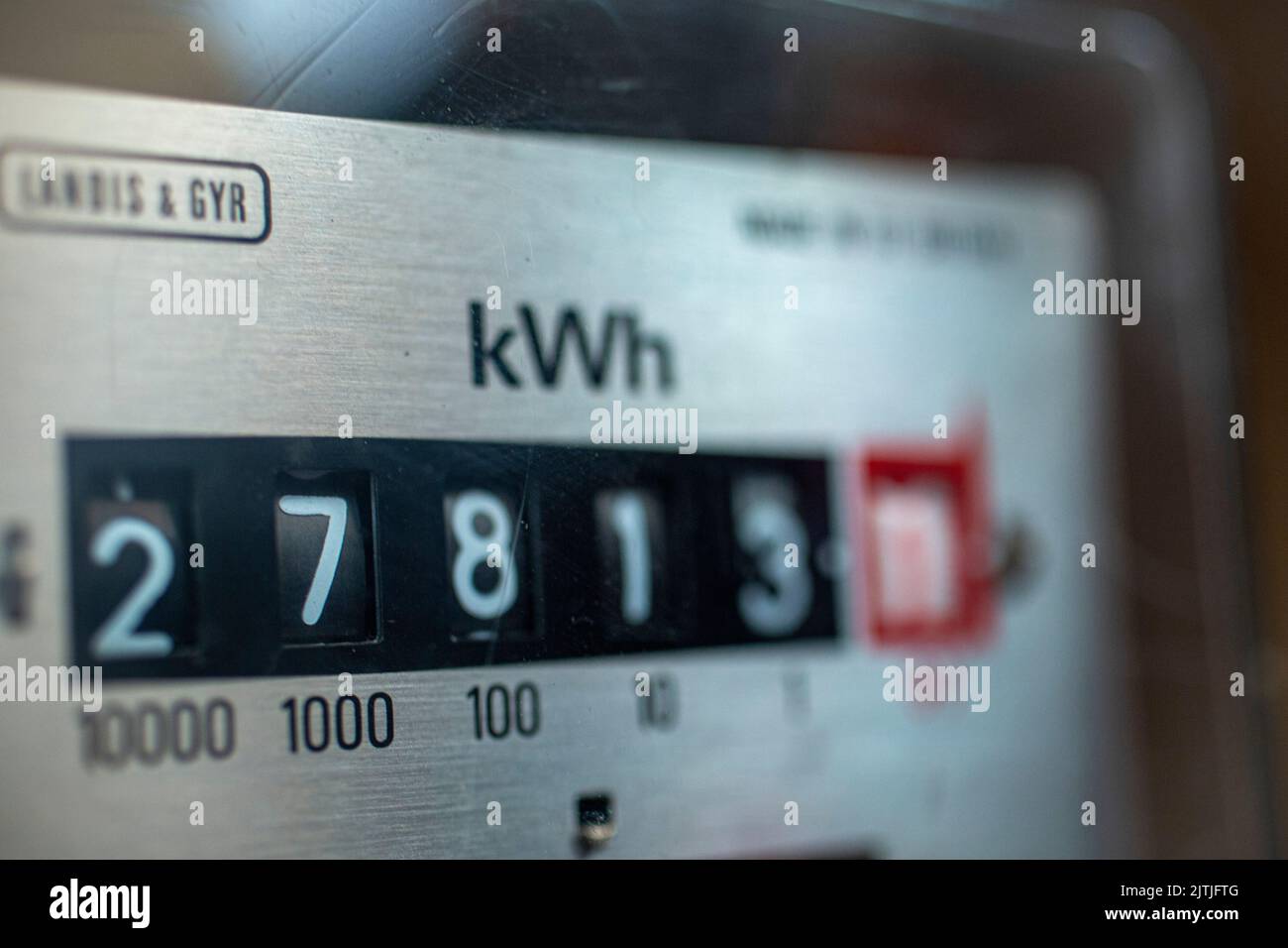 Electricity meter uk hi-res stock photography and images - Alamy
