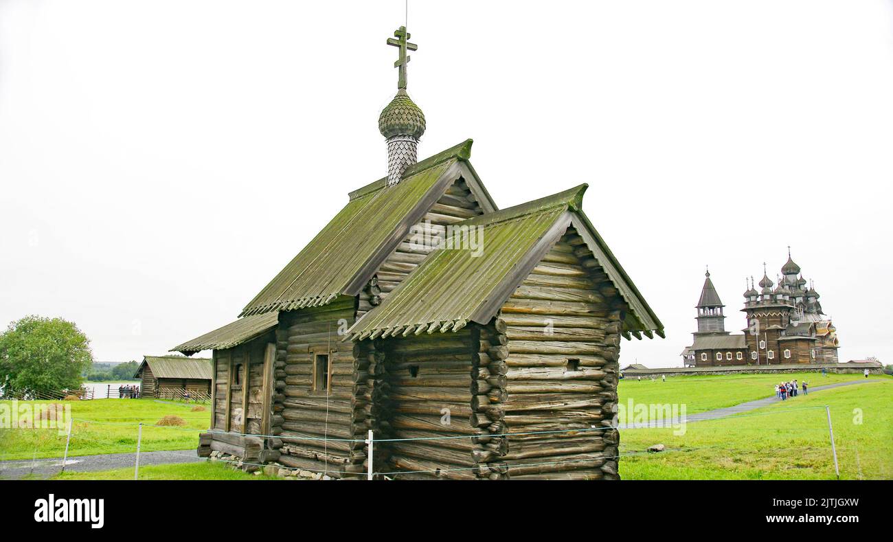Typical Russian architecture in Mandrogi in the Russian Federation ...