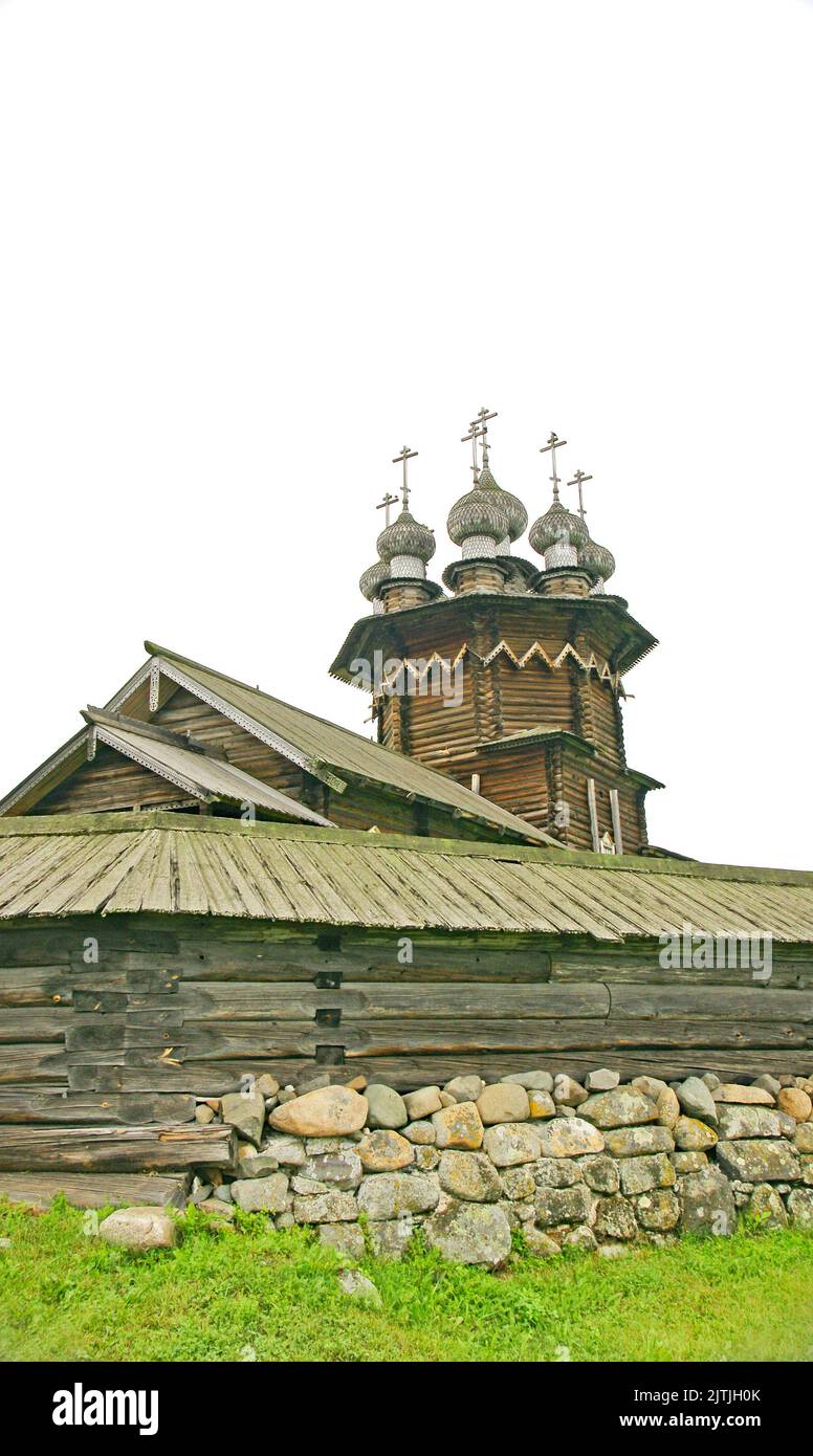 Typical Russian architecture in Mandrogi in the Russian Federation ...