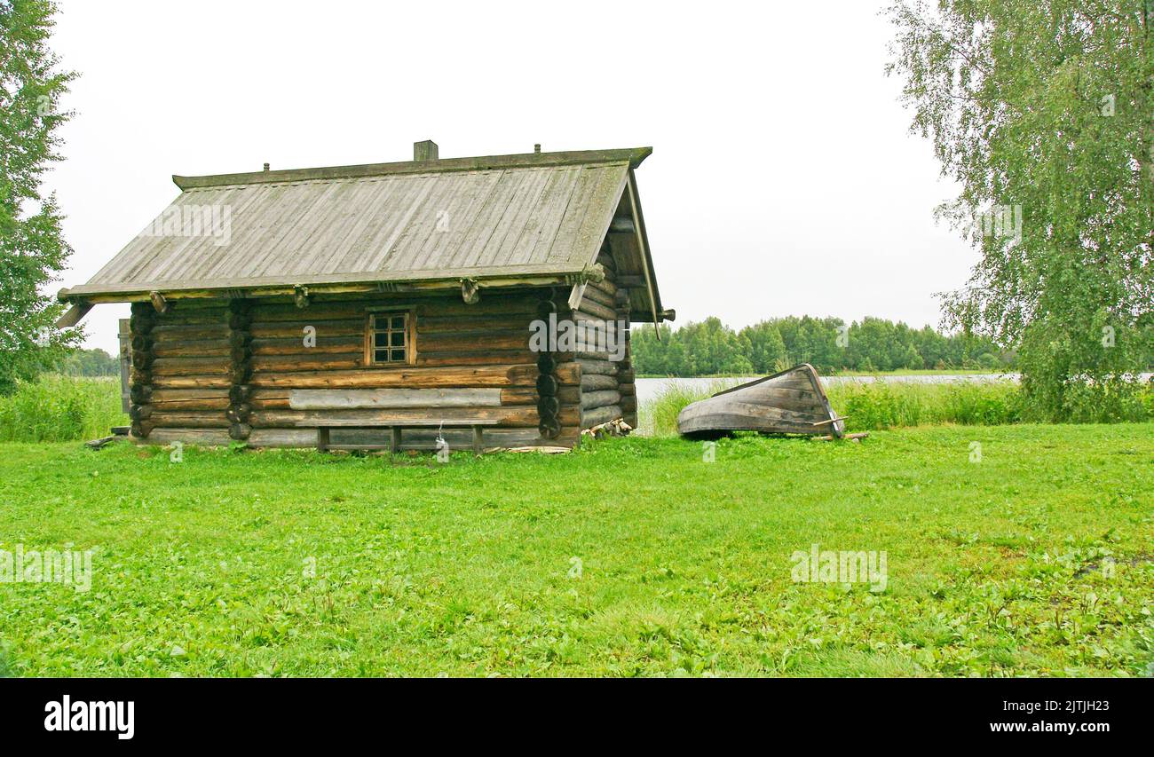 Typical Russian architecture in Mandrogi in the Russian Federation ...