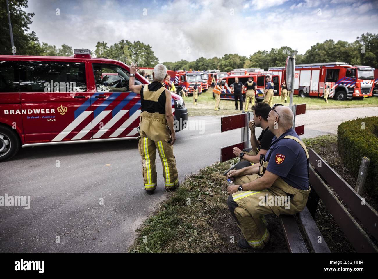 2022-08-31 12:15:09 GRIENDTSVEEN - Fire brigade in action during a ...