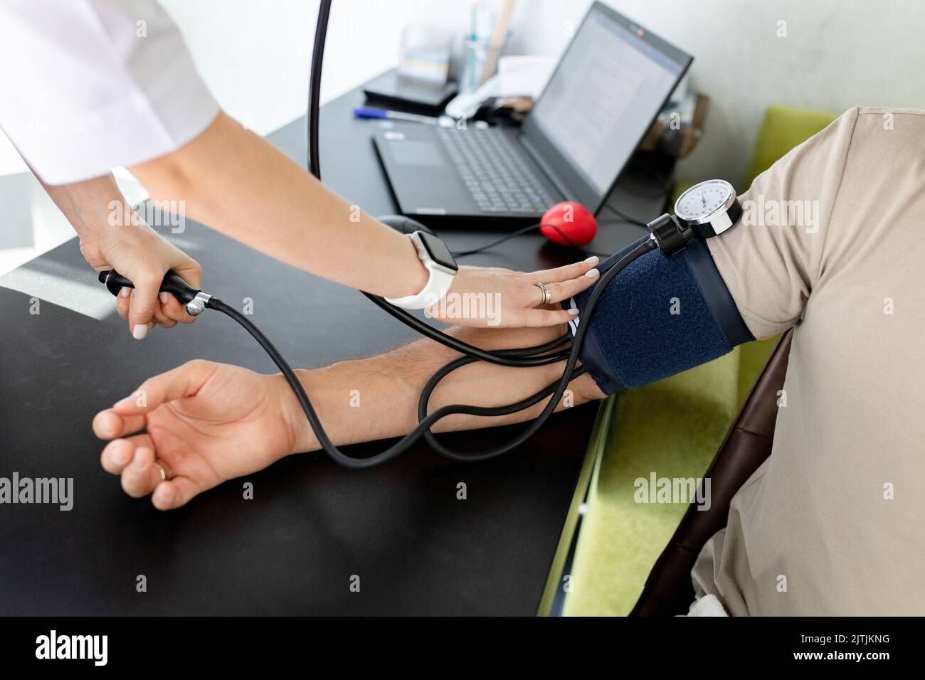 Cardiovascular disease woman hi-res stock photography and images - Alamy