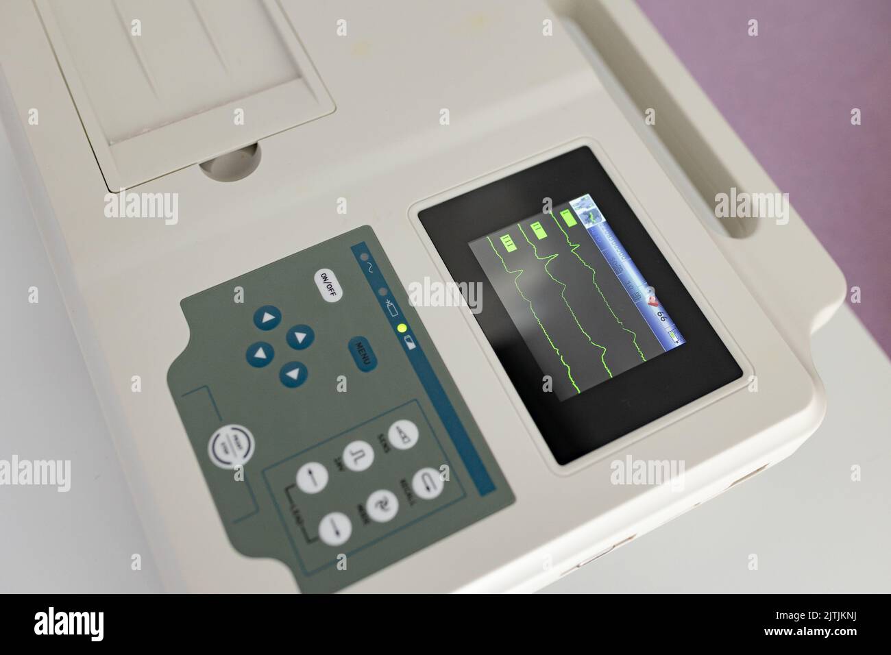 Electrocardiogram procedure hi-res stock photography and images - Alamy