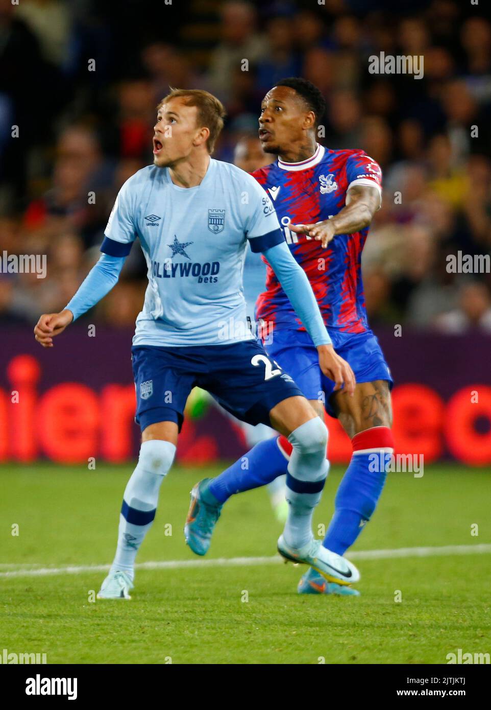 Marc guehi crystal palace hi-res stock photography and images - Alamy