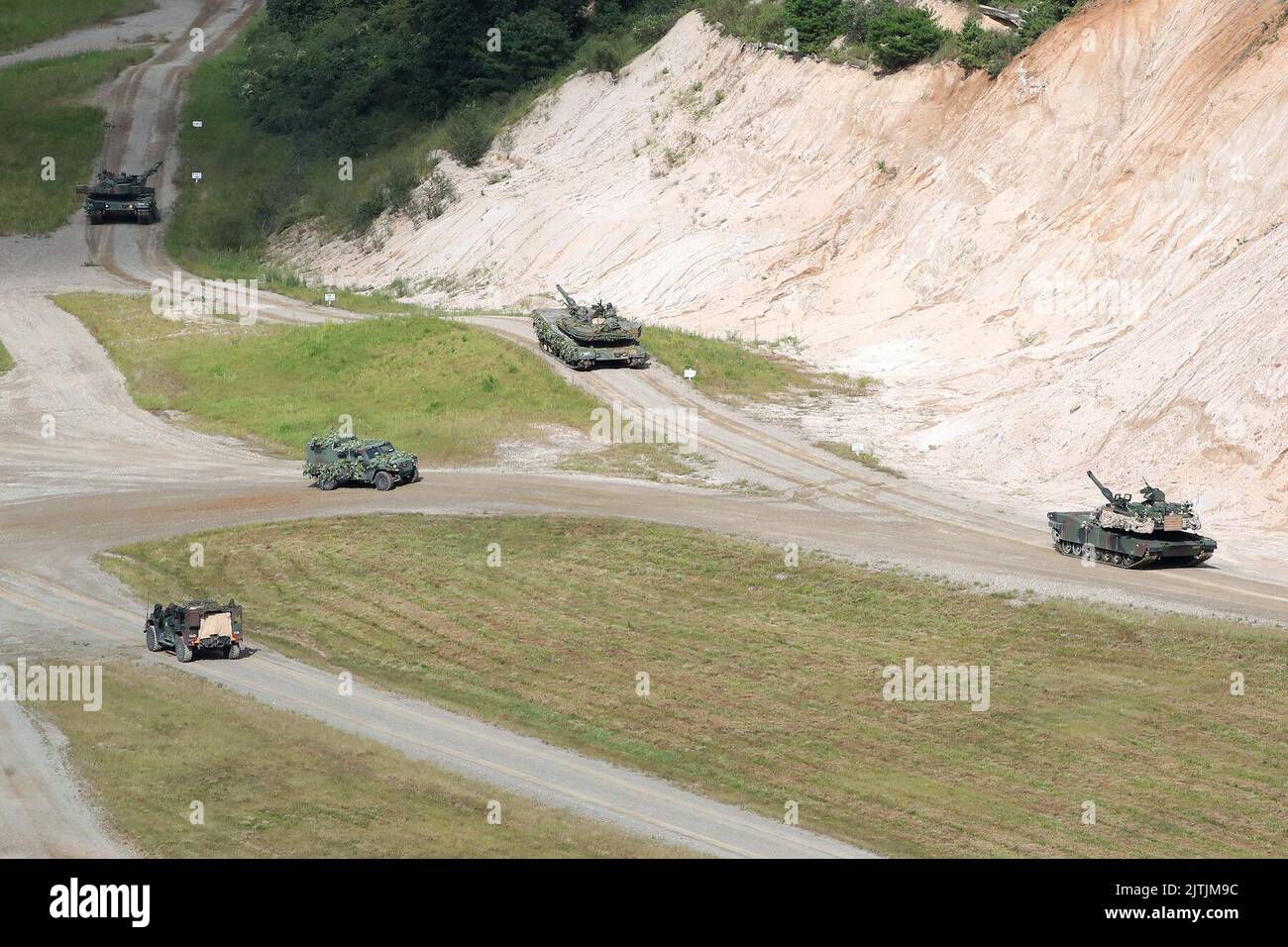 Rodriguez range korea hi-res stock photography and images - Alamy