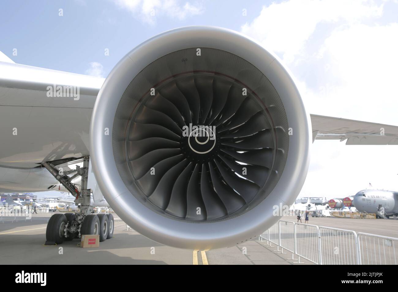 Delta airbus a350 hi-res stock photography and images - Alamy